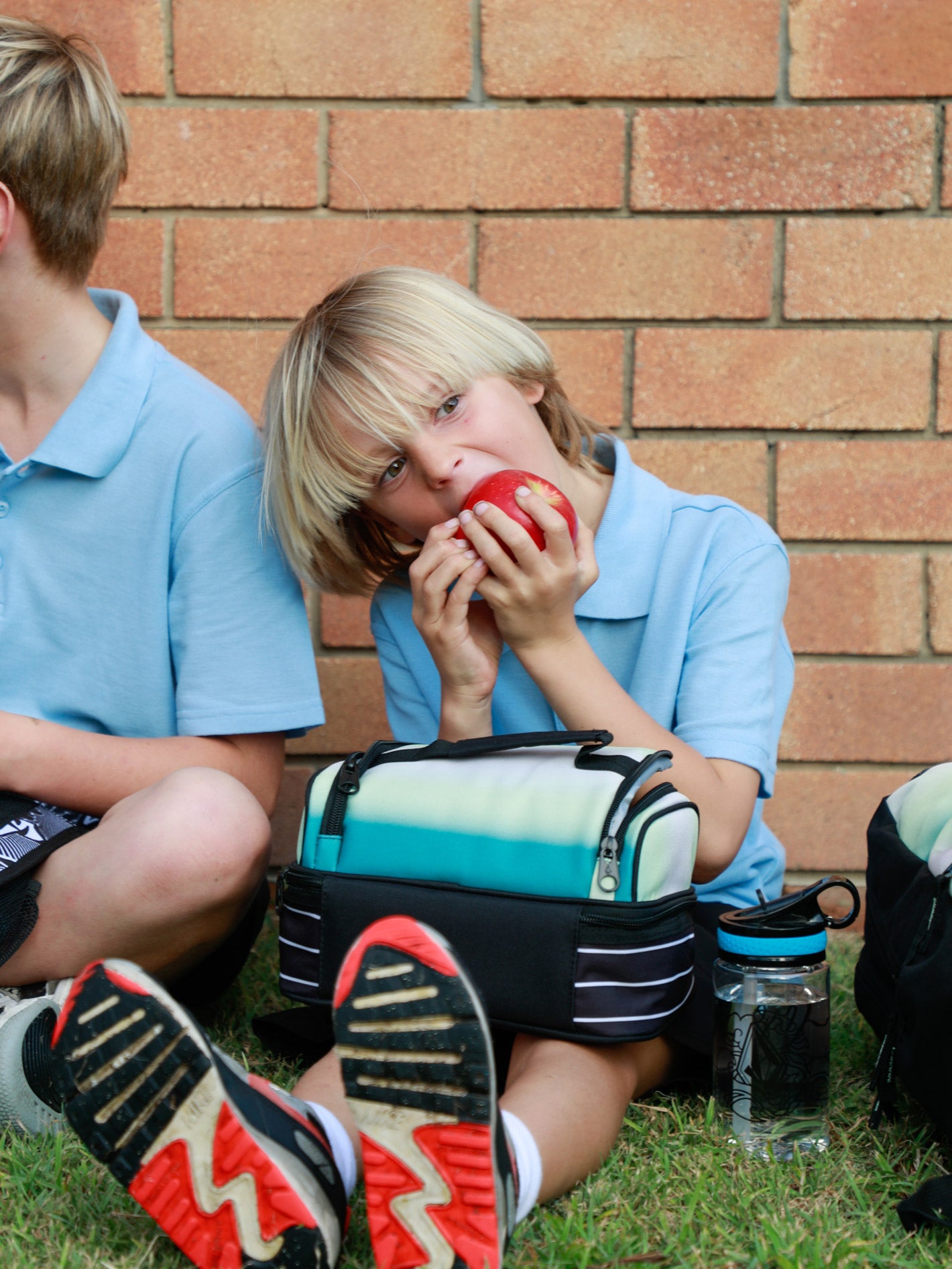 Academy Lunch Box – Volcom