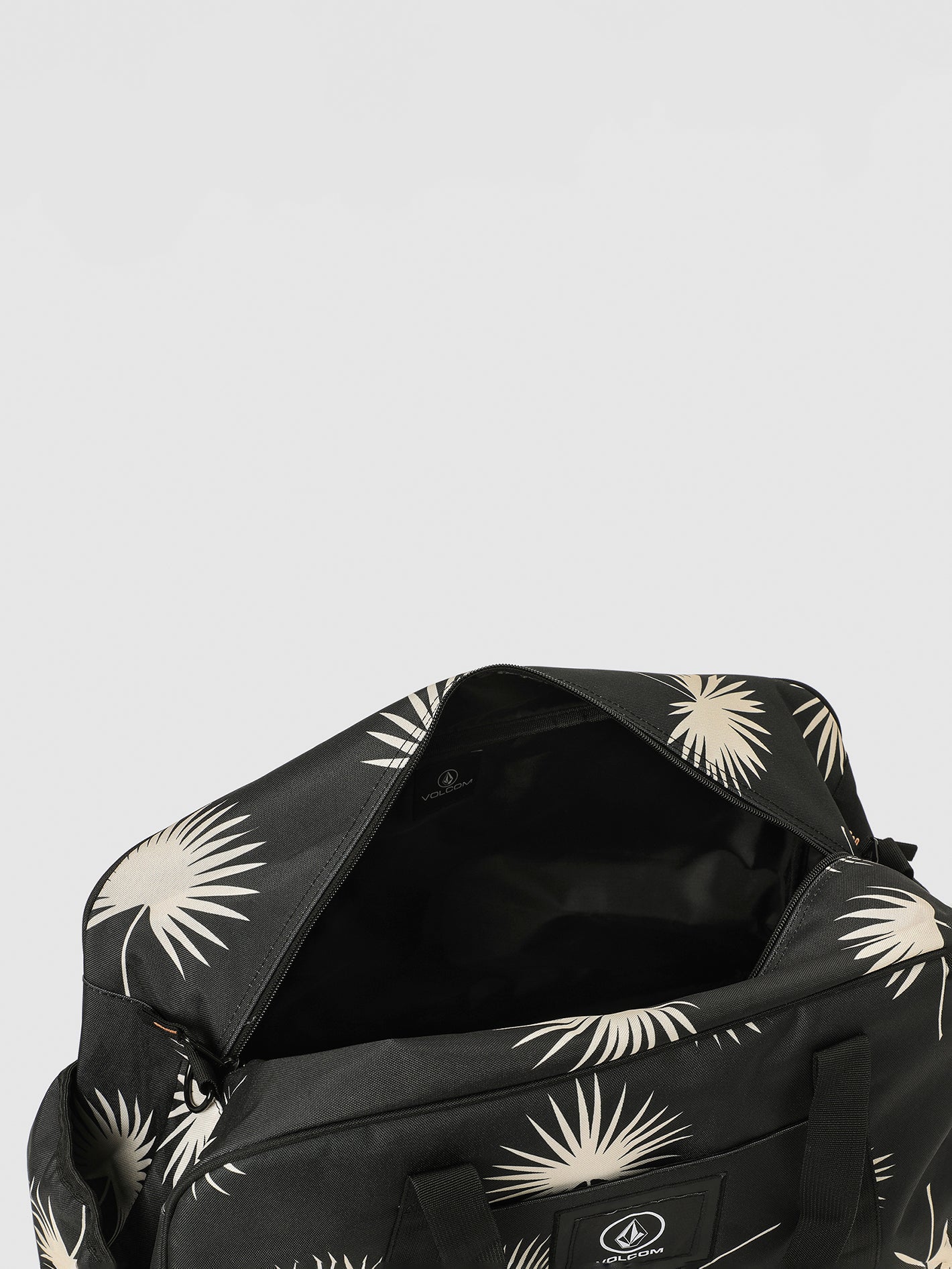 Patch Attack Gearbag - Vintage Black – Volcom