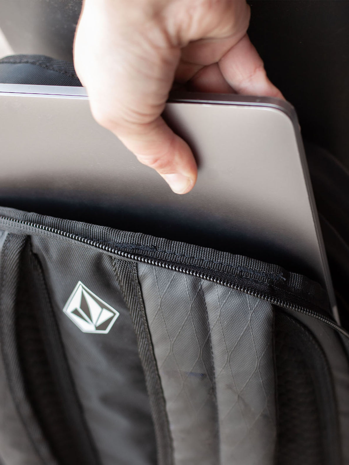 Venture Backpack - Black – Volcom