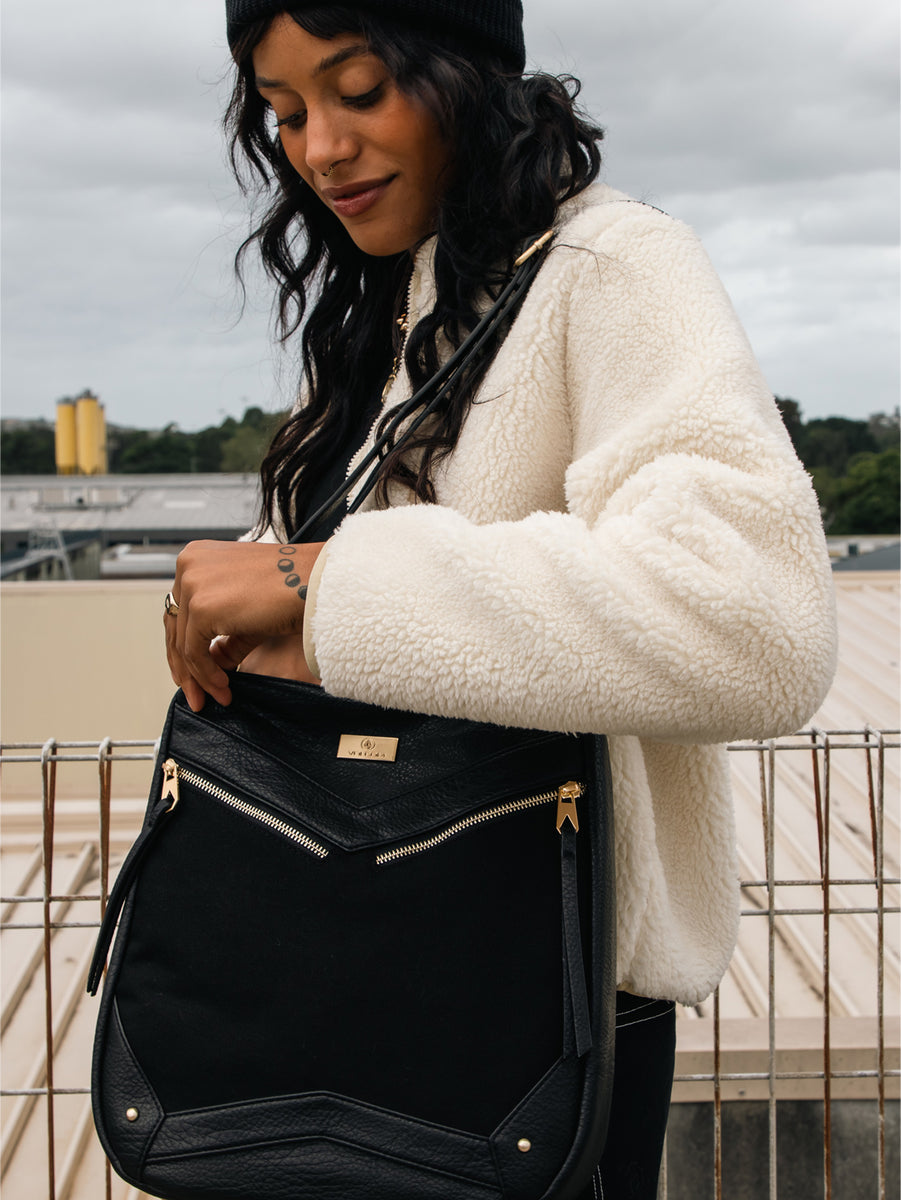 Shoulder Bag - Black – Volcom